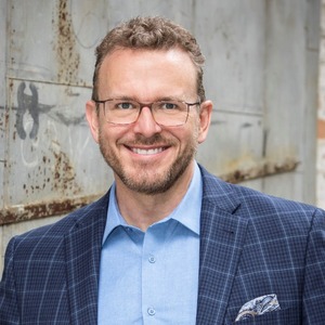 Hire a Cyber Security Speaker | eSpeakers